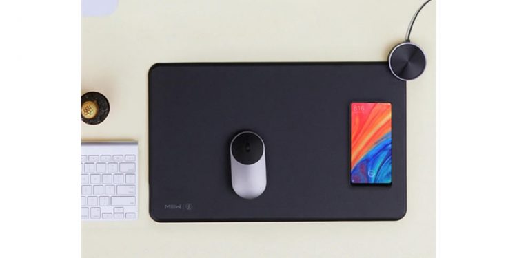 Xiaomi เปิดตัว Mi Smart Mouse Pad แผ่นรองเม้าส์ พร้อมเป็นอุปกรณ์ชาร์จ ...