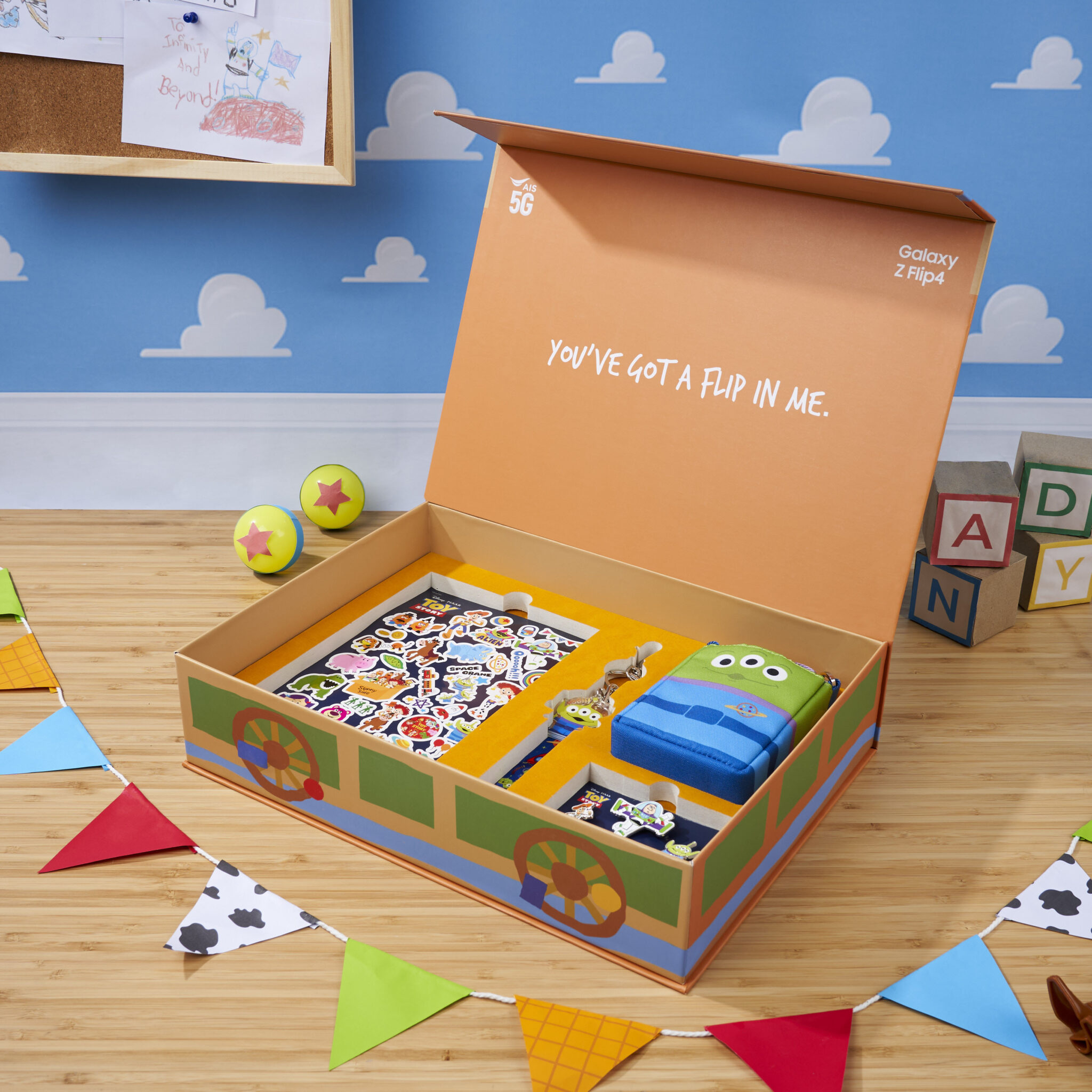 แกะกล่อง Samsung Galaxy Z Flip4 Collection พิเศษ Exclusive Toy Story ...