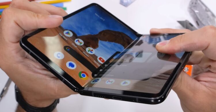 Google Pixel Fold ไม่ถูกกับความร้อน และยังหักงอได้ง่ายด้วยมือเปล่า (ชมคลิป!!) – Flashfly Dot Net
