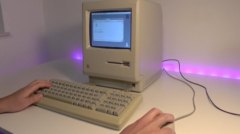 สาวก Apple สร้าง Macintosh Plus ขึ้นมาใหม่ โดยใช้เครื่องพิมพ์ 3D งาน ...